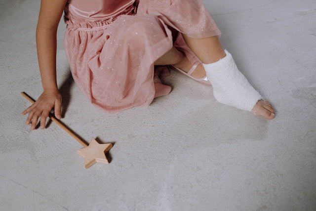 Broken Bones in Toddlers: What You Need to Know About Fractures– ANB Baby