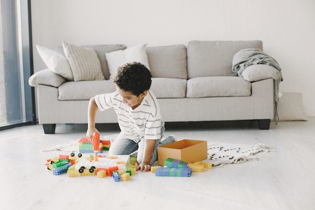 How to Encourage Creative Play in Babies and Toddlers